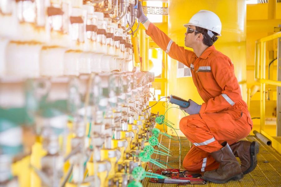 Oil and Gas Engineering on shore and off shore valve and ...